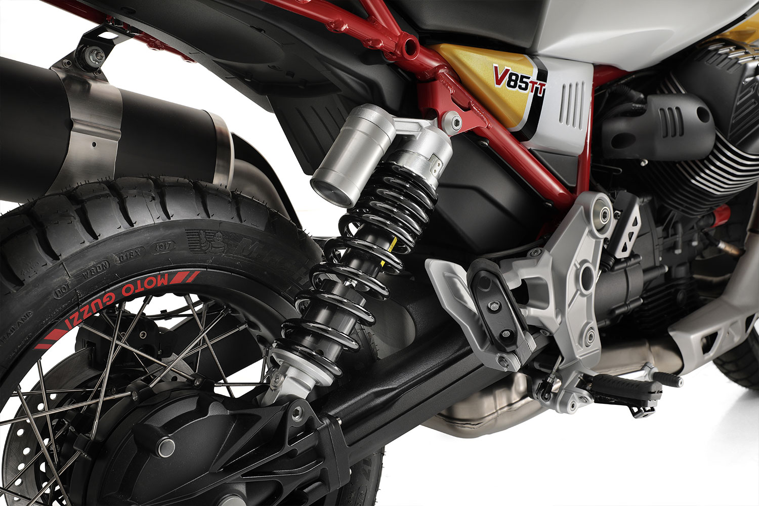 moto guzzi V85TT Travel - עופר אבניר